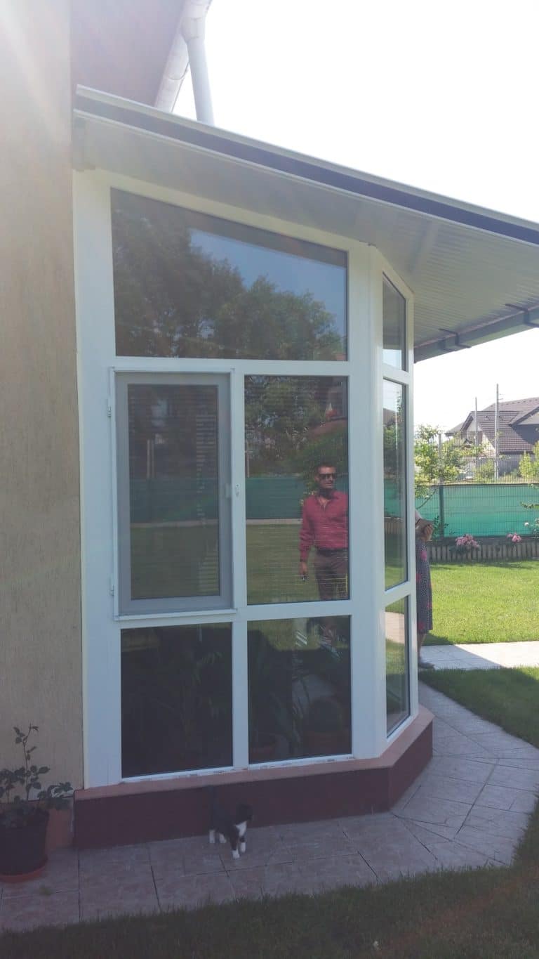 vestibul - Termopane Bucuresti - MIPLAST